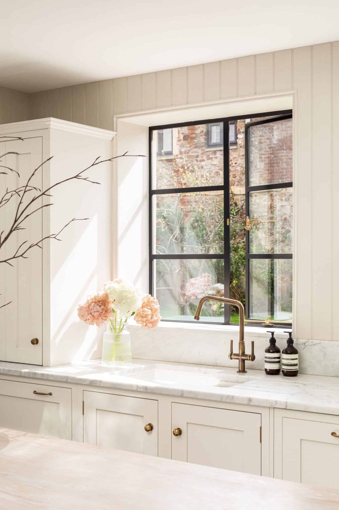 6 Ways to Use Texture In Your Kitchen | John Lewis of Hungerford